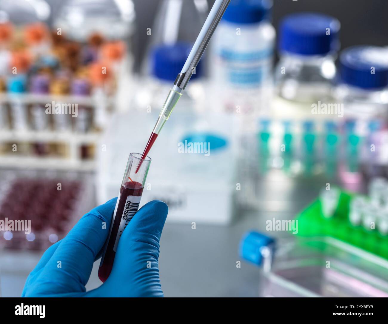 Analytical research lab sample hi-res stock photography and images - Alamy