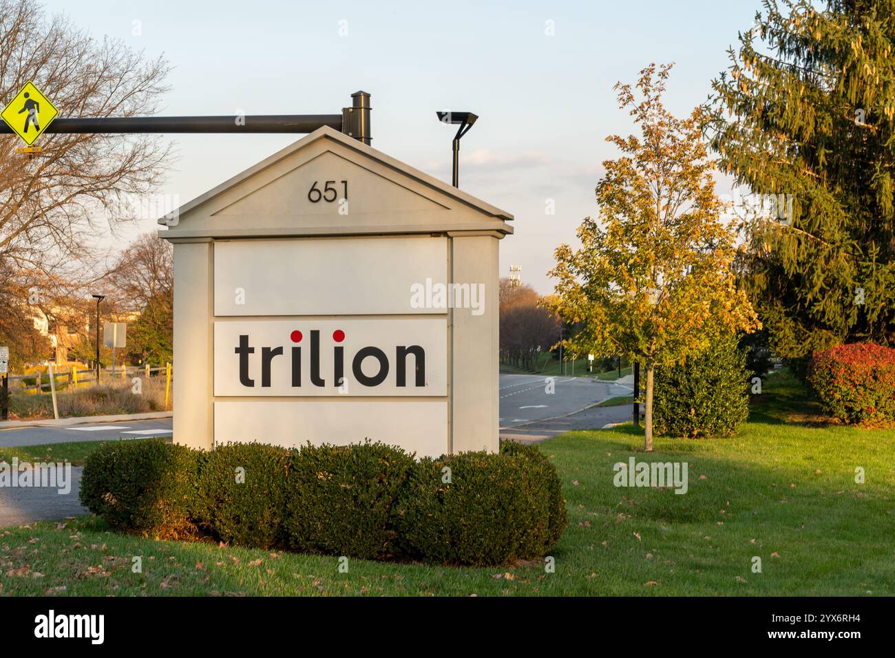 Scientific systems hi-res stock photography and images - Alamy