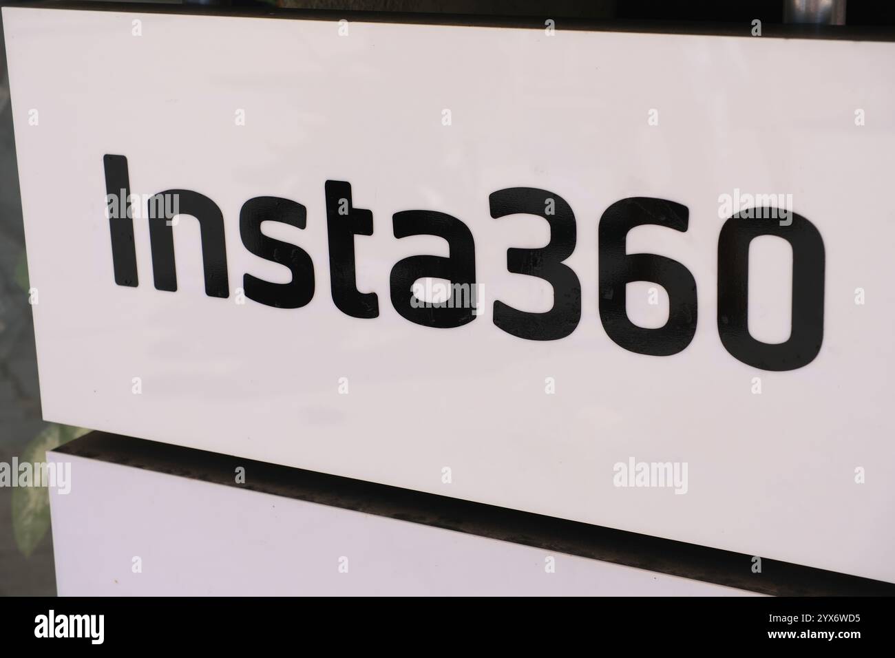 Insta360 company brand logo Stock Photo - Alamy