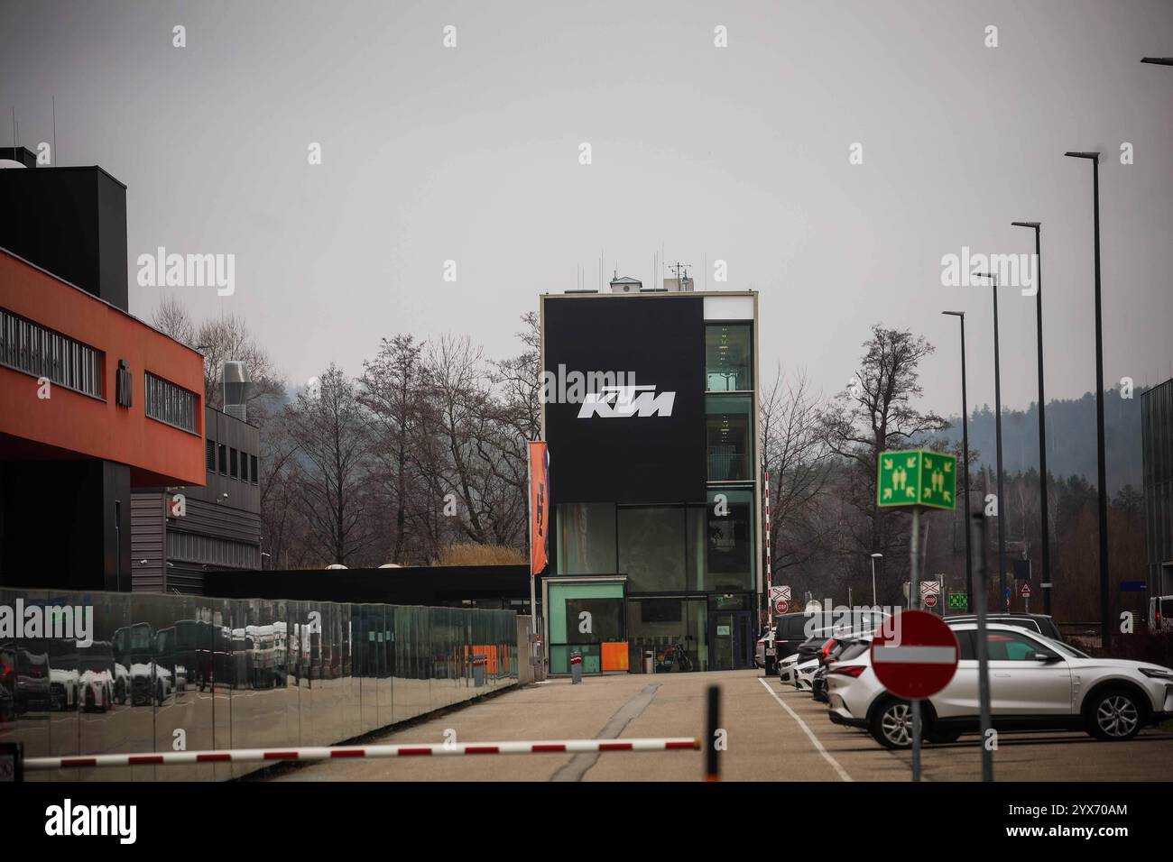 12.12.2024, Mattighofen, AUT, Unterwegs in Innviertel, Themenbild, Symbolbild, Verschiedene ...