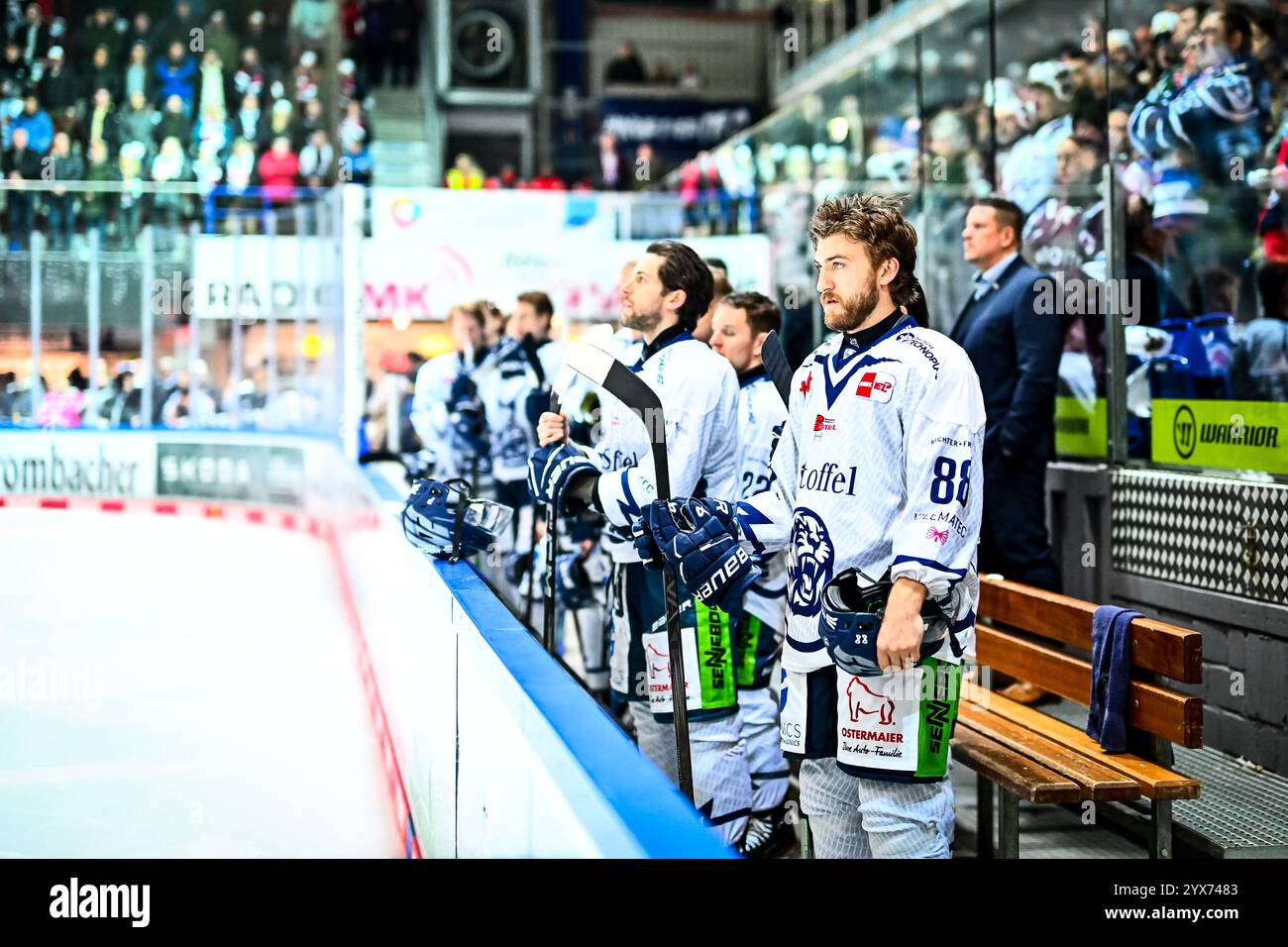 JC Lipon (Straubing Tigers, #88), GER, Iserlohn Roosters vs. Straubing ...