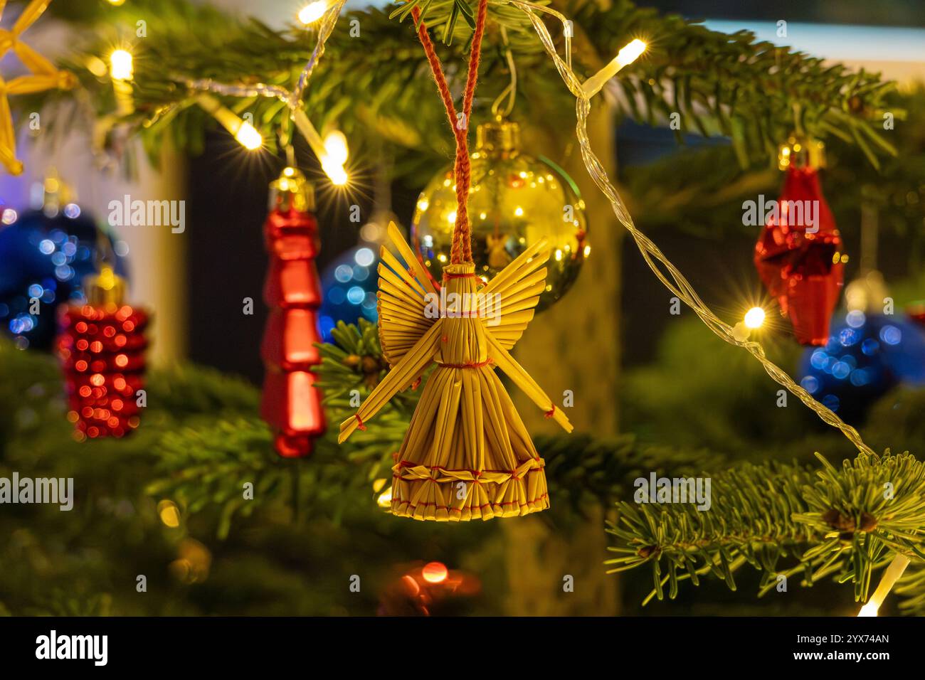 Glass christmas angel ornament hi-res stock photography and images - Alamy