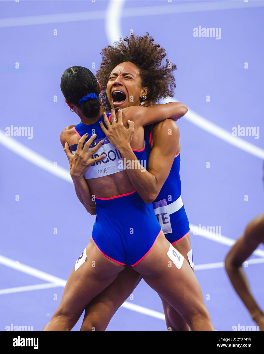 Rénelle Lamote and Anaïs Bourgoin participating in the 800 meters at ...
