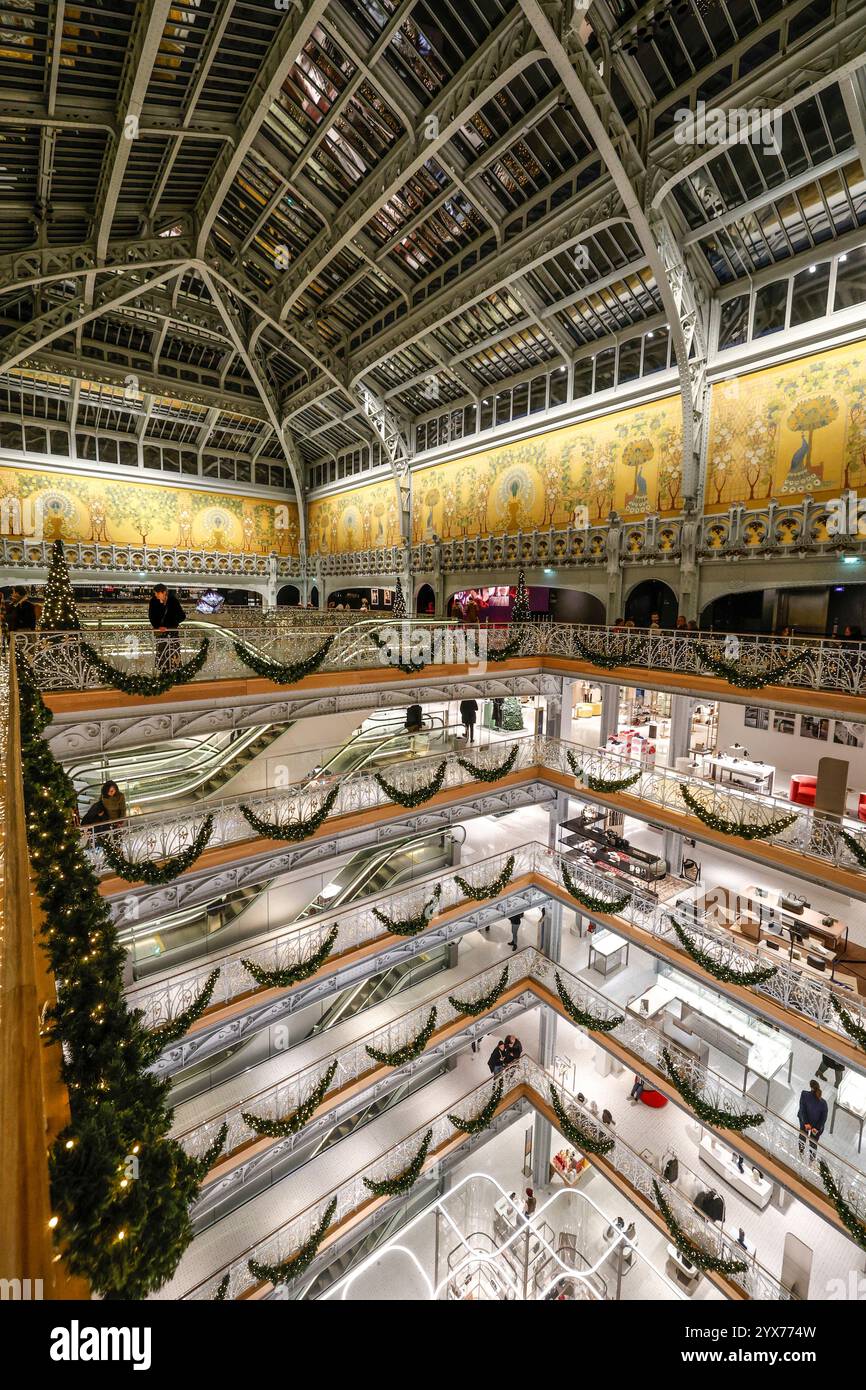 Samaritaine, grand magasin, paris, france hi-res stock photography and ...