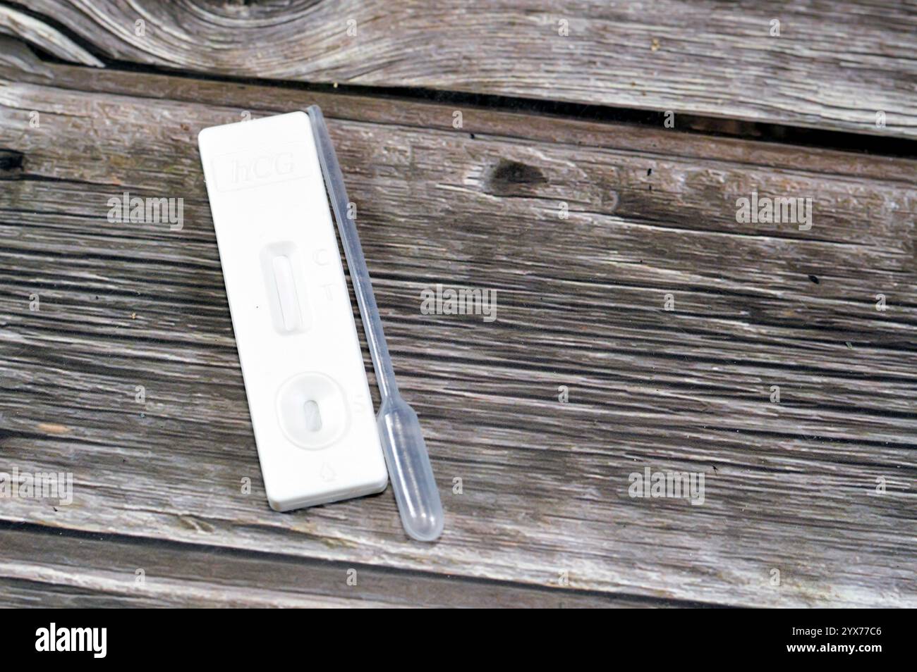 A ready to use rapid urine pregnancy test, detecting human chorionic ...