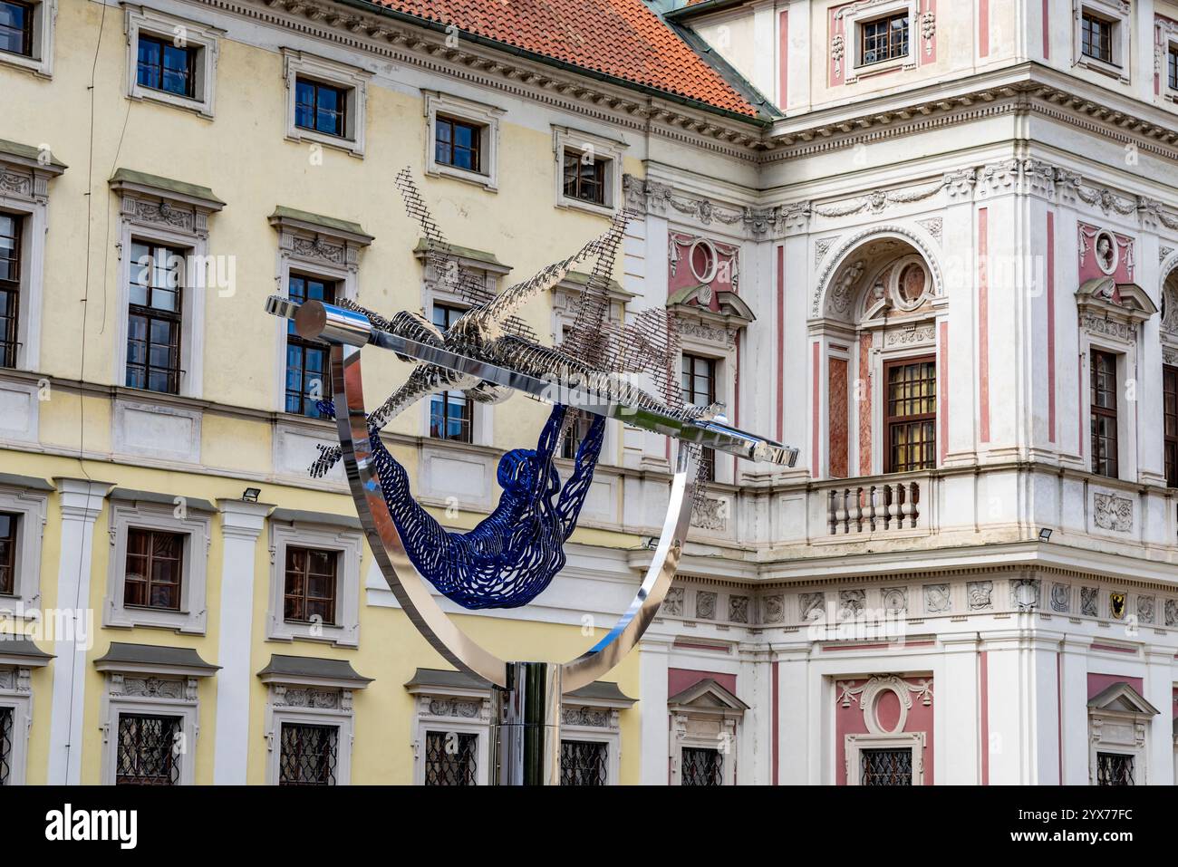 Almost 10 metre tall dynamic sculpture by David Cerny pays tribute to ...