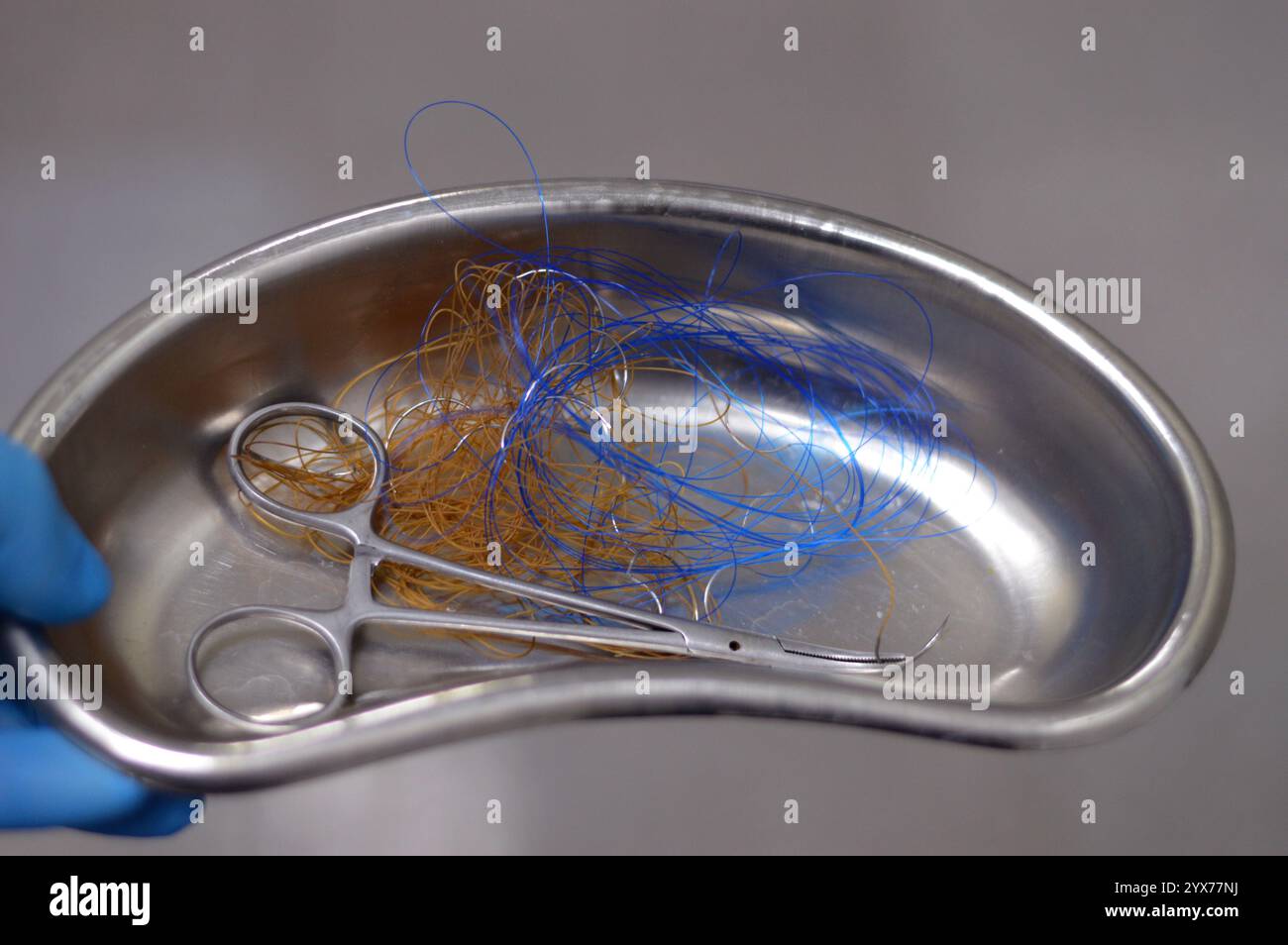 Surgical sutures of Polypropylene non-absorbable and catgut absorbable ...
