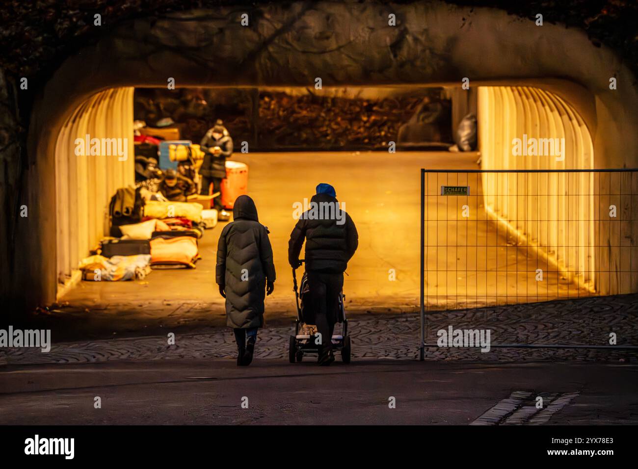 Soziale schwierigkeiten hi-res stock photography and images - Alamy