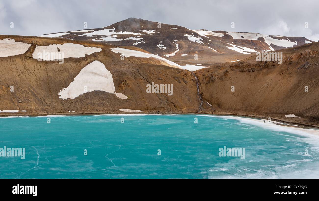 Water surface crater lake hi-res stock photography and images - Alamy