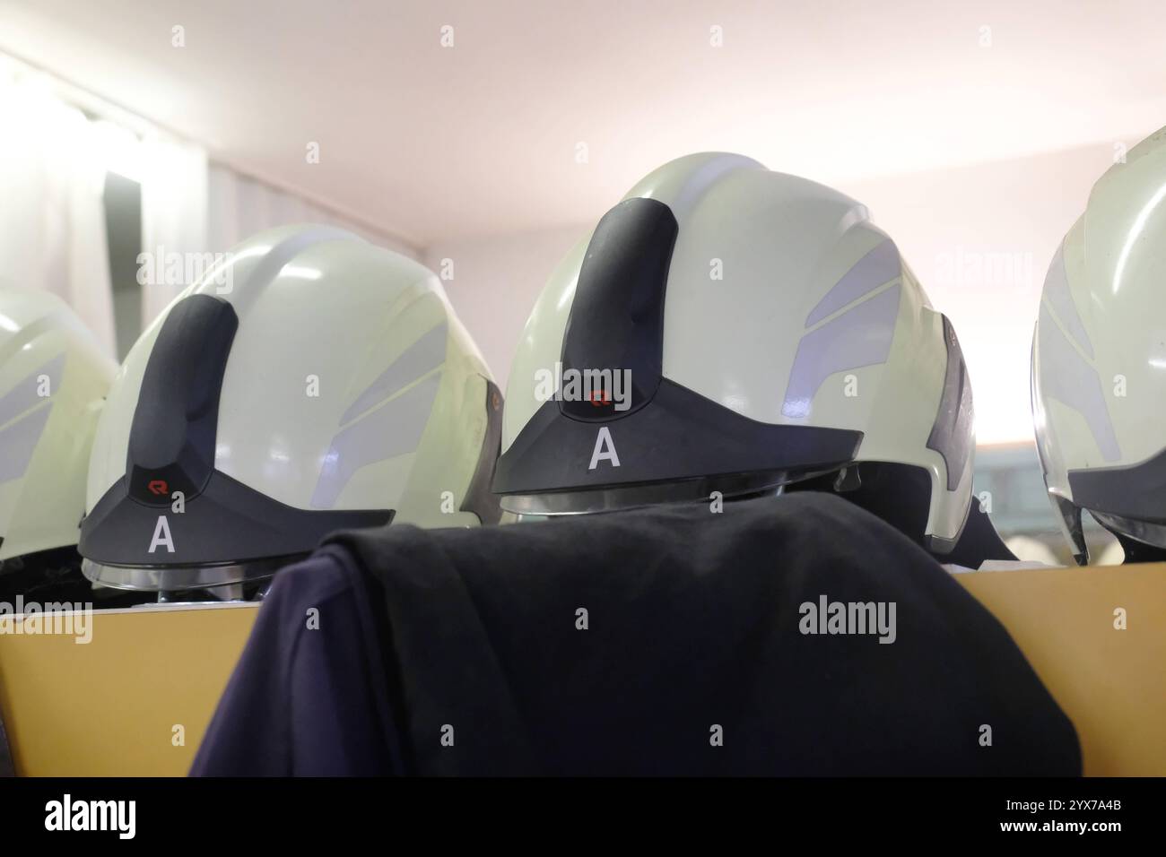 Feuerwehr-Blaulicht Feuerwehr in verschiedenen Bildern und Aktionen in ...