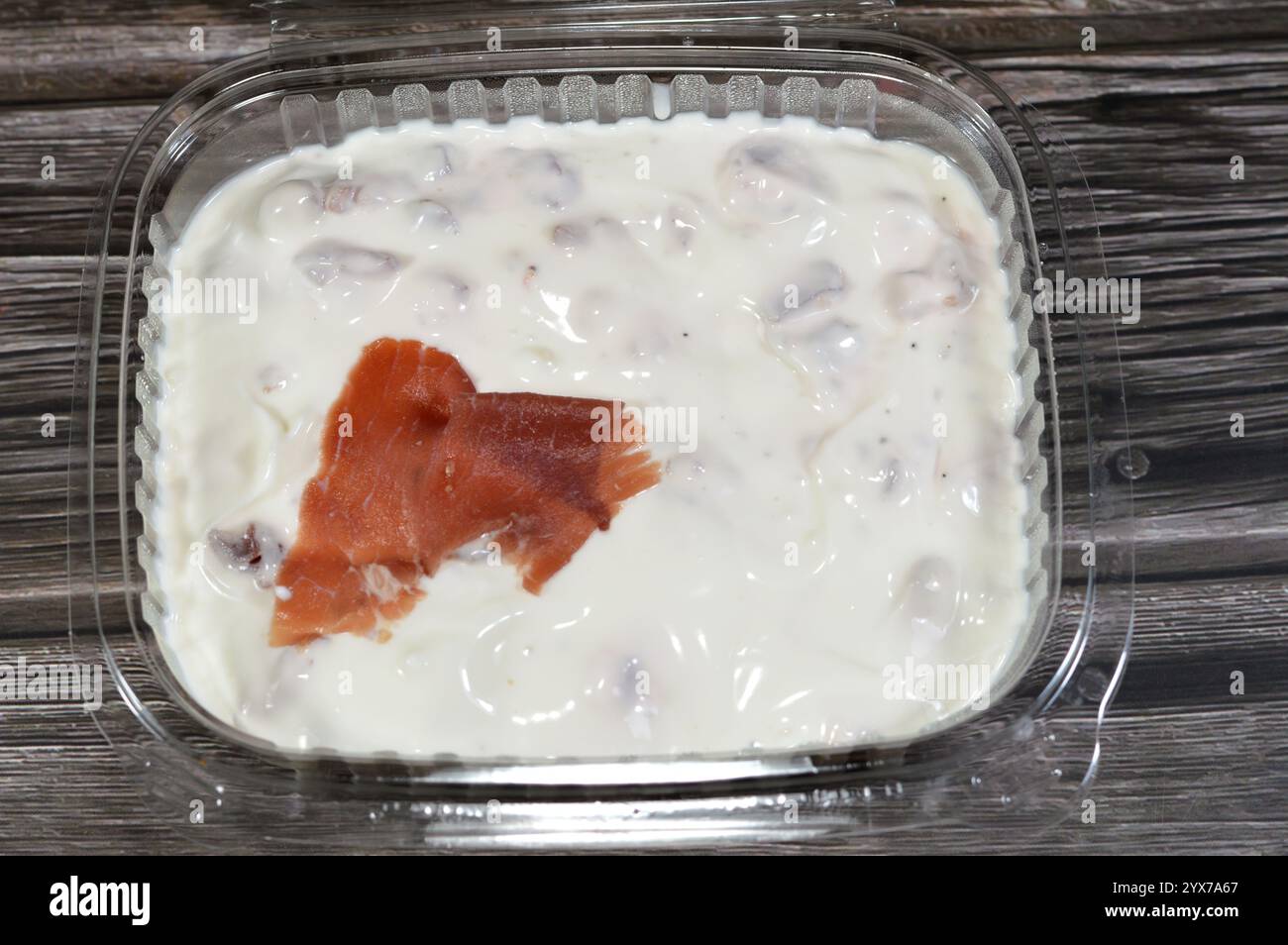 Creamy Cheese Spread, delicious cheesy flavor enhances the taste of the ...