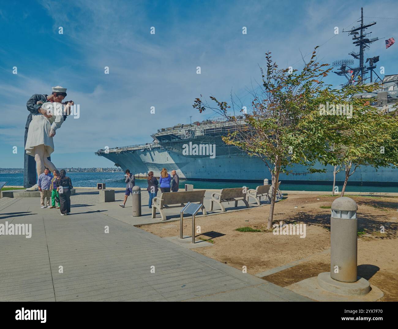 The USS Midway Museum and Unconditional Surrender Statue (sculpture) in ...