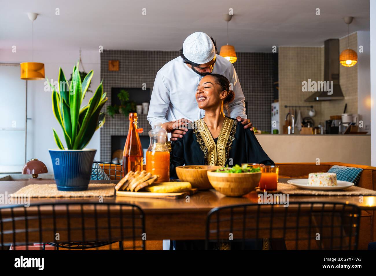 Traditional emirati family meal hi-res stock photography and images - Alamy