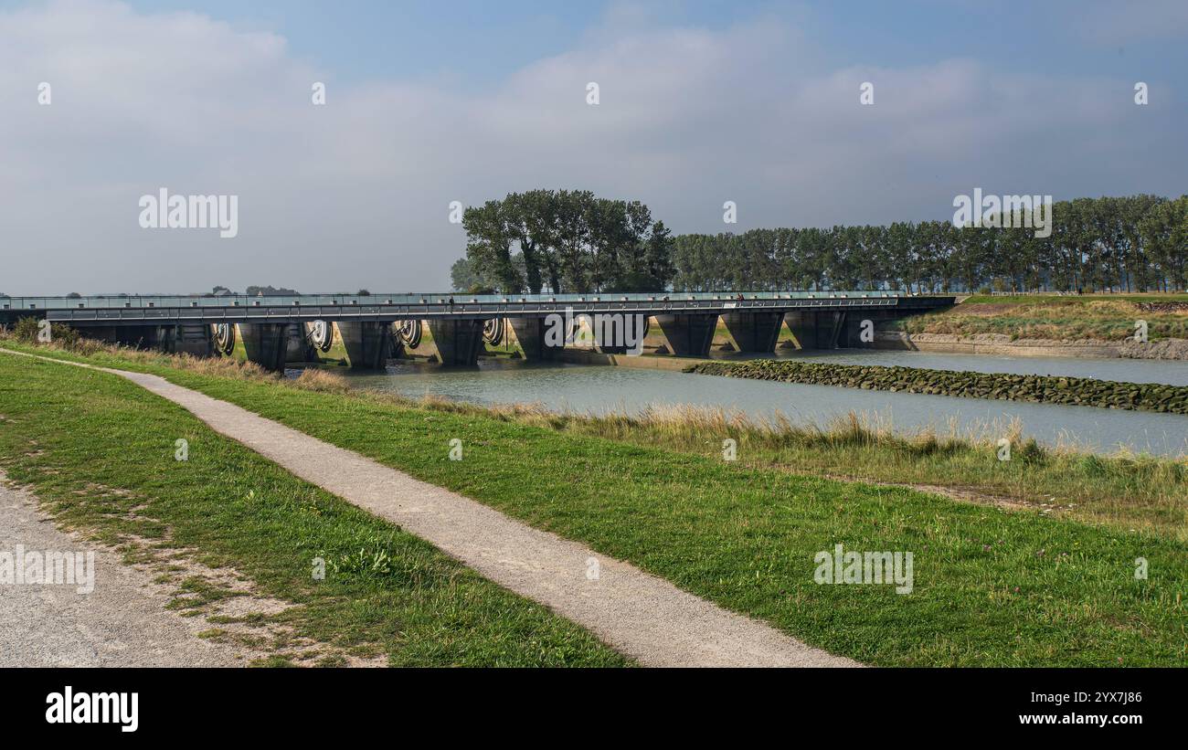 Hydraulic dam on the Couesnon river at Mont Saint-Michel in Normandy ...