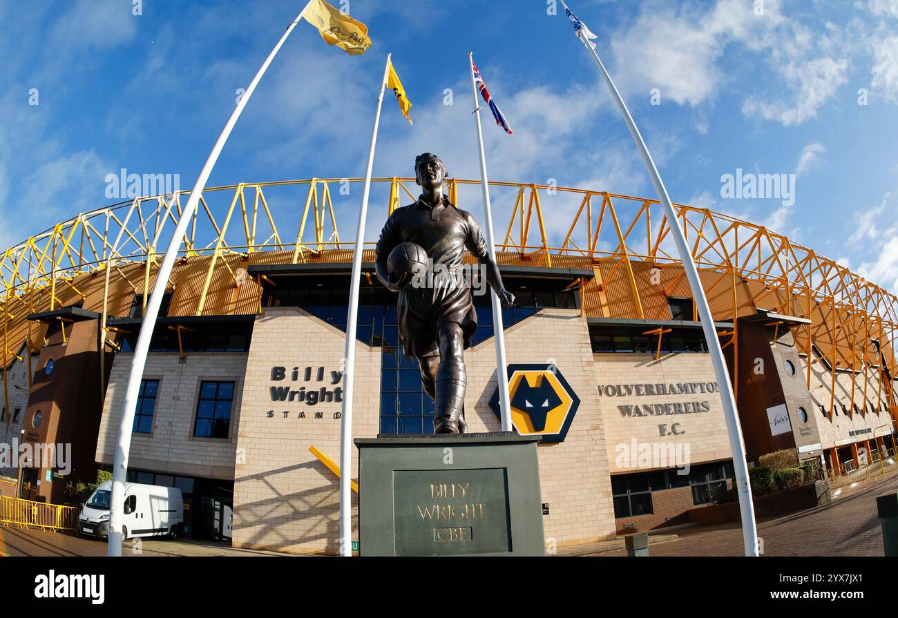 Wolverhampton, UK. 14th December 2024; Molineux Stadium, Wolverhampton ...