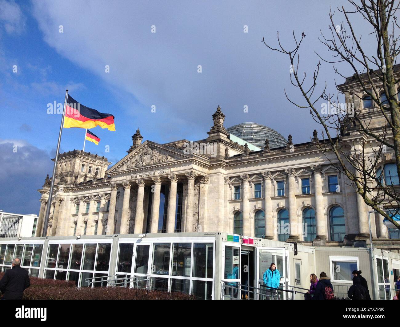Grman parliamnt building hi-res stock photography and images - Alamy