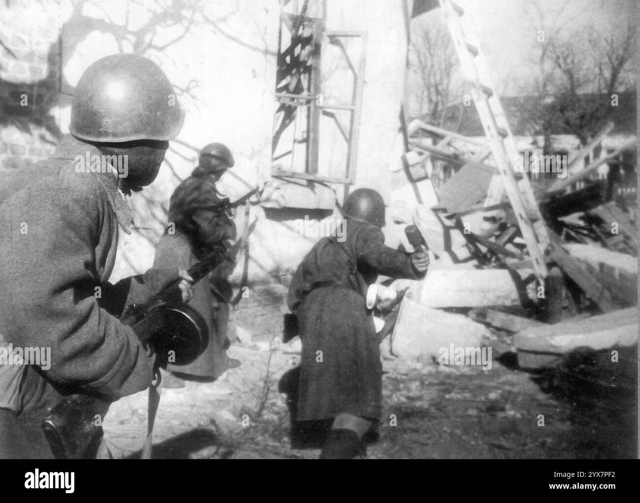 Battle of stalingrad 1942 hi-res stock photography and images - Alamy