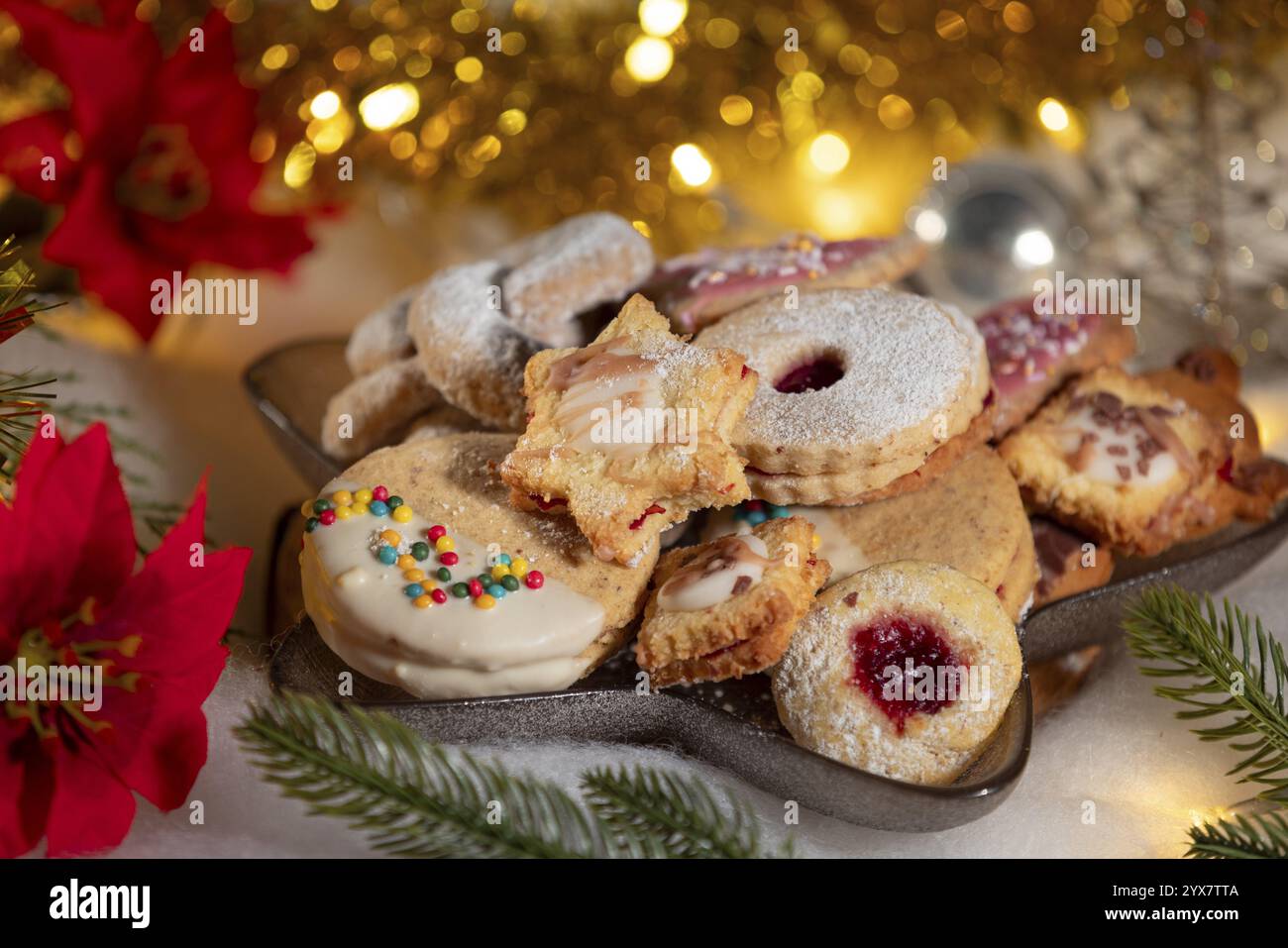 Array biscuits hi-res stock photography and images - Alamy