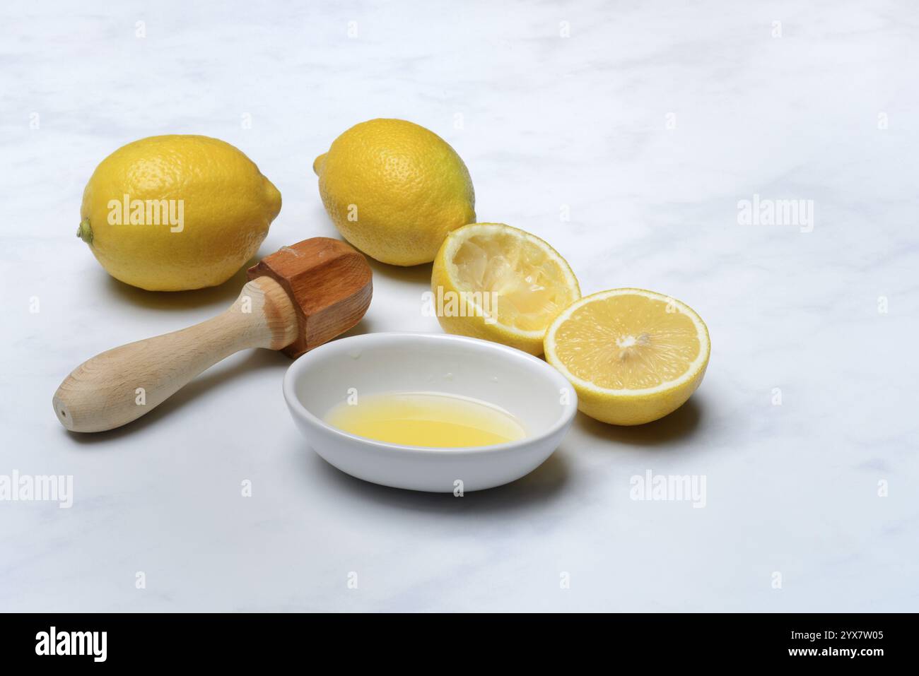 Citrus latifolia lemon juice hi-res stock photography and images - Alamy