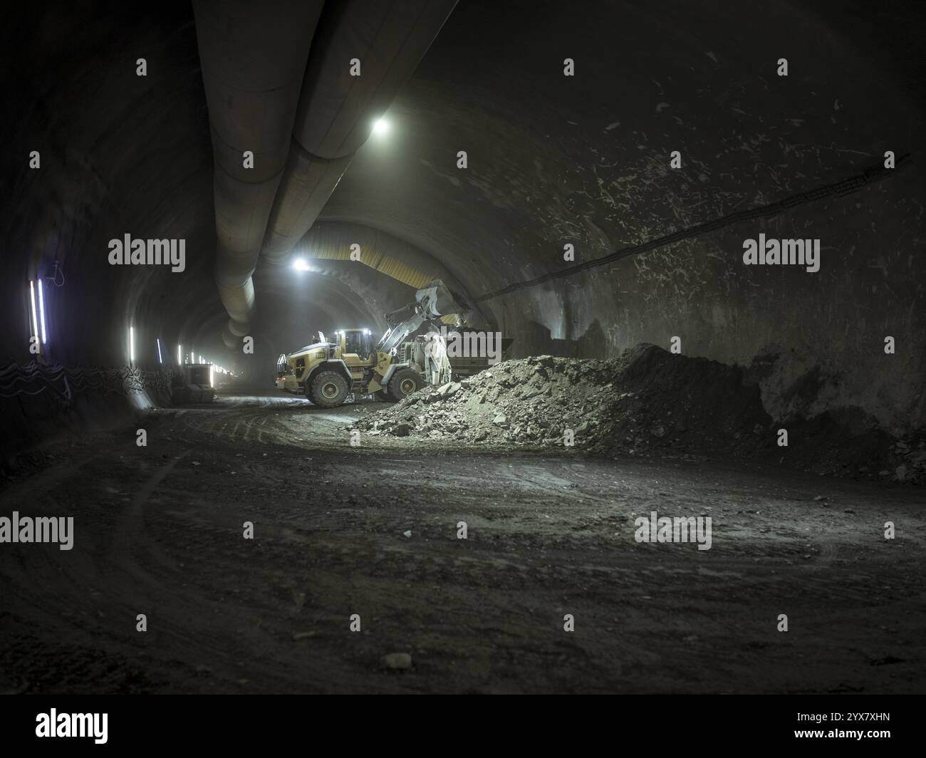 Removal of rubble after blasting during tunnelling in construction lot ...