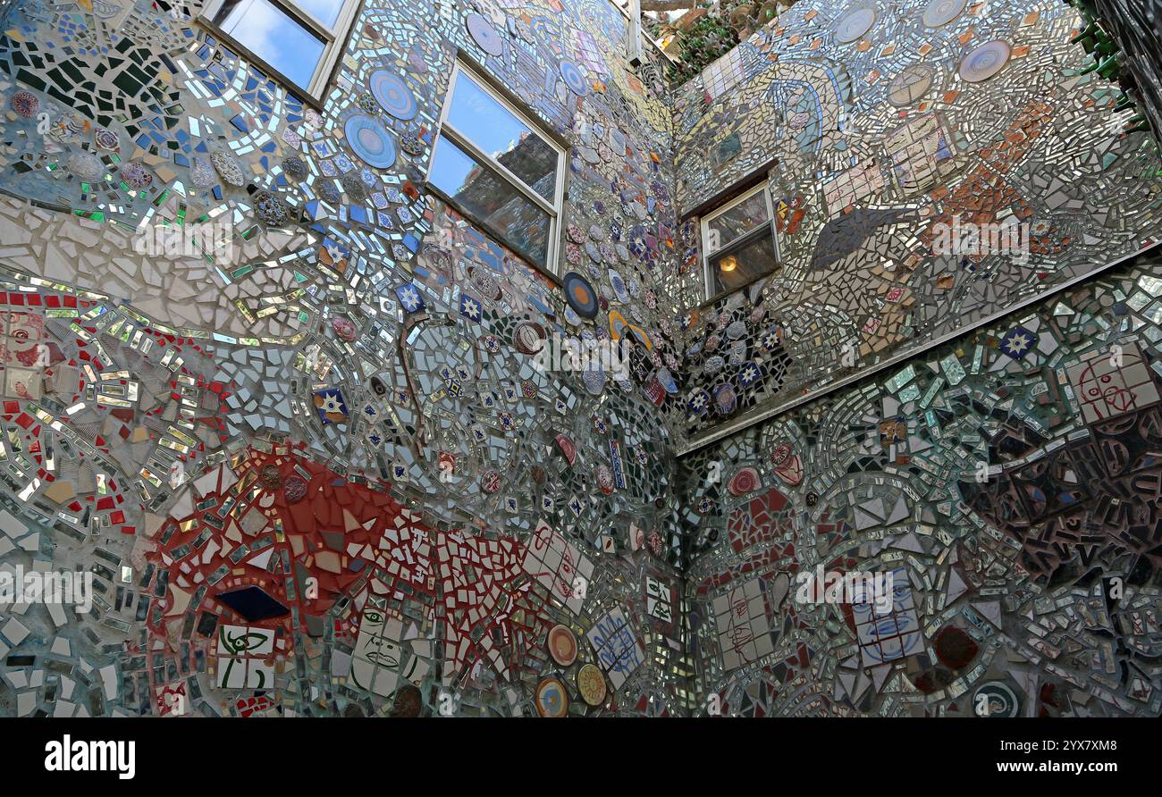 Mosaic corner - Magic Gardens - Philadelphia, Pennsylvania Stock Photo ...