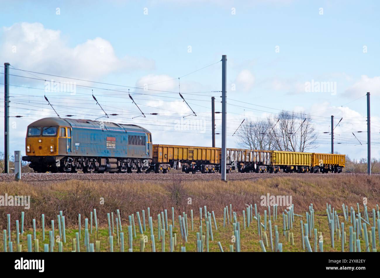 Class 69007 Richard Trevithick on engineers train at Shipton by ...