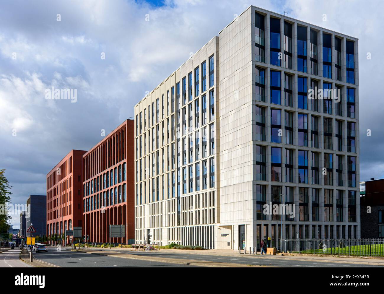 The St George's Gardens (right), City Gardens (centre) and Sky Gardens ...