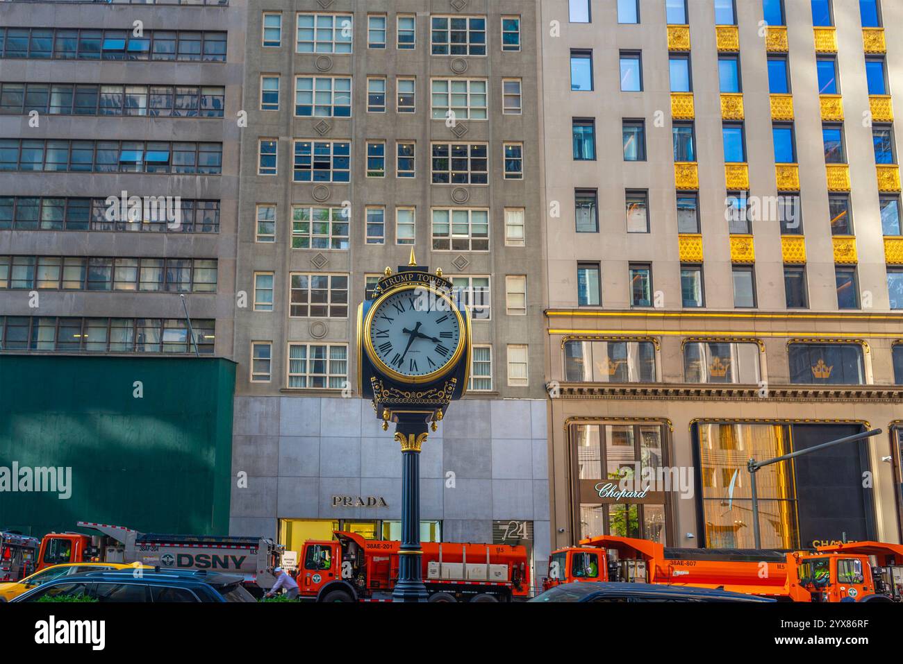 New York, USA - 07 October, 2024: Trump Tower clock in 5th avenue Manhattan Stock Photo - Alamy