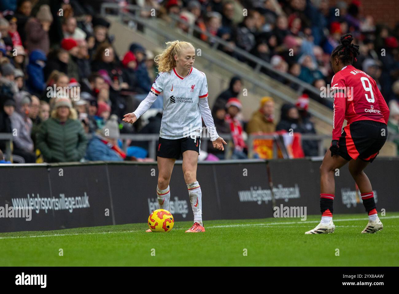 Leigh, England, 8th December 2024 Grace Fisk (4 Liverpool) in ...