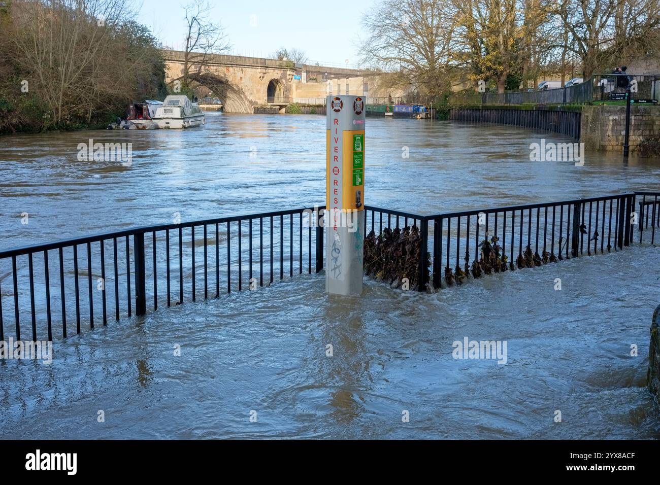 Bath, Somerset - 27 November 2024 - Flooding of the footway near ...