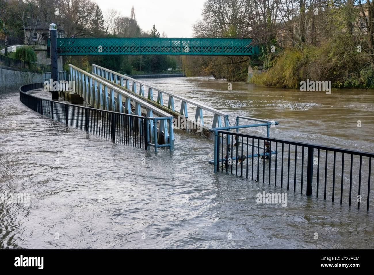 Bath, Somerset - 27 November 2024 - Flooding of the footway near ...