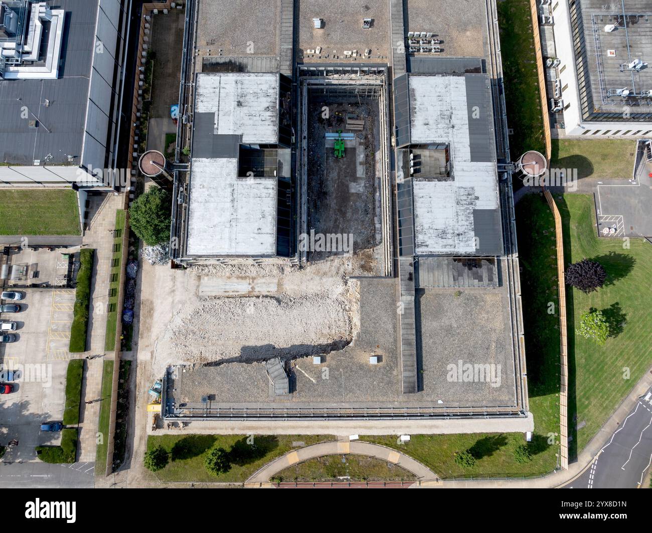 Demolition of IBM Havant Building 26. Built in the 1970's the once ...