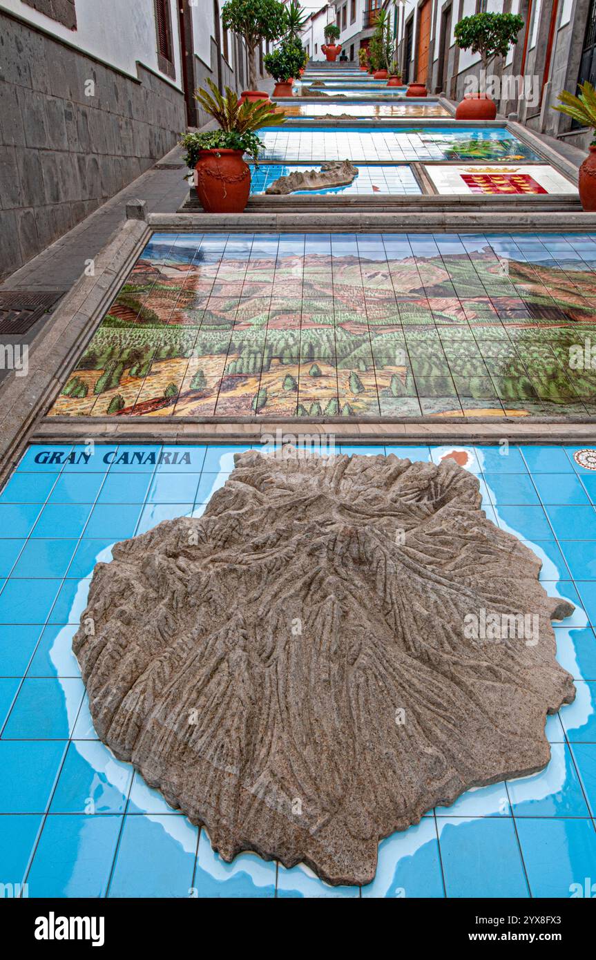 GRAN CANARIA Plaster relief 3d street art map of the island of Gran ...