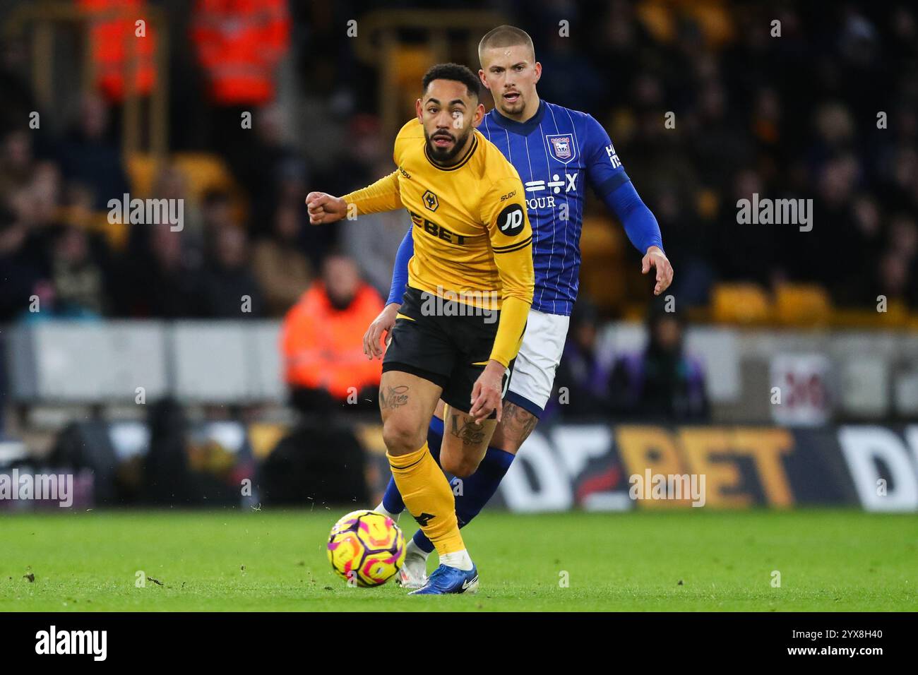 Matheus Cunha of Wolverhampton Wanderers goes forward with the ball ...