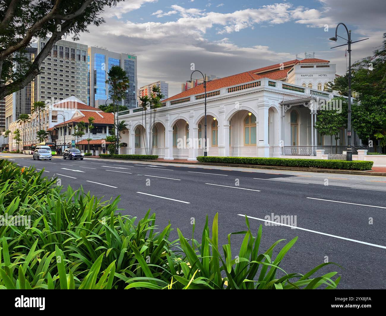 Raffles Hotel Singapore Stock Photo - Alamy