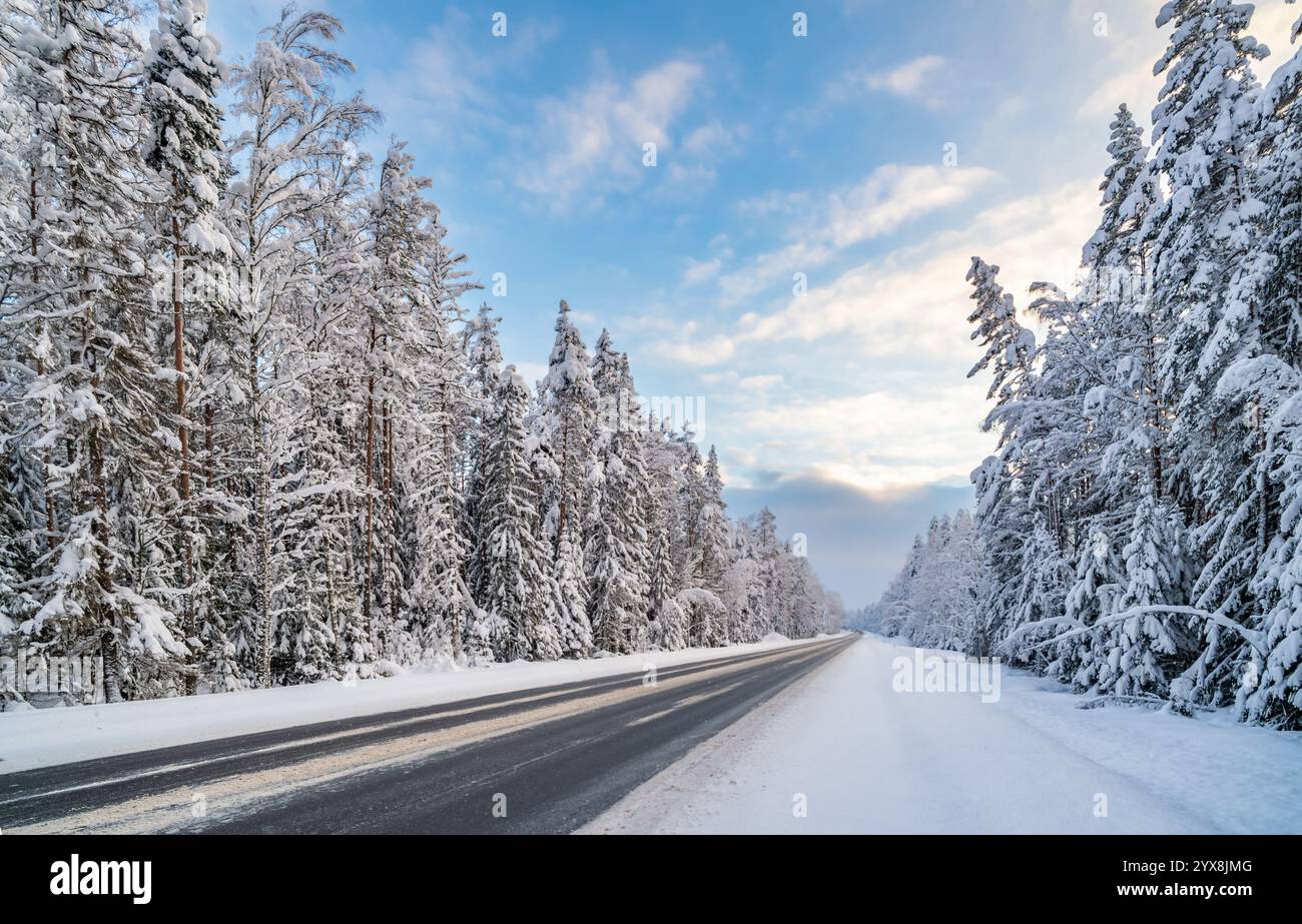 Panoramic landscape with road hi-res stock photography and images - Alamy