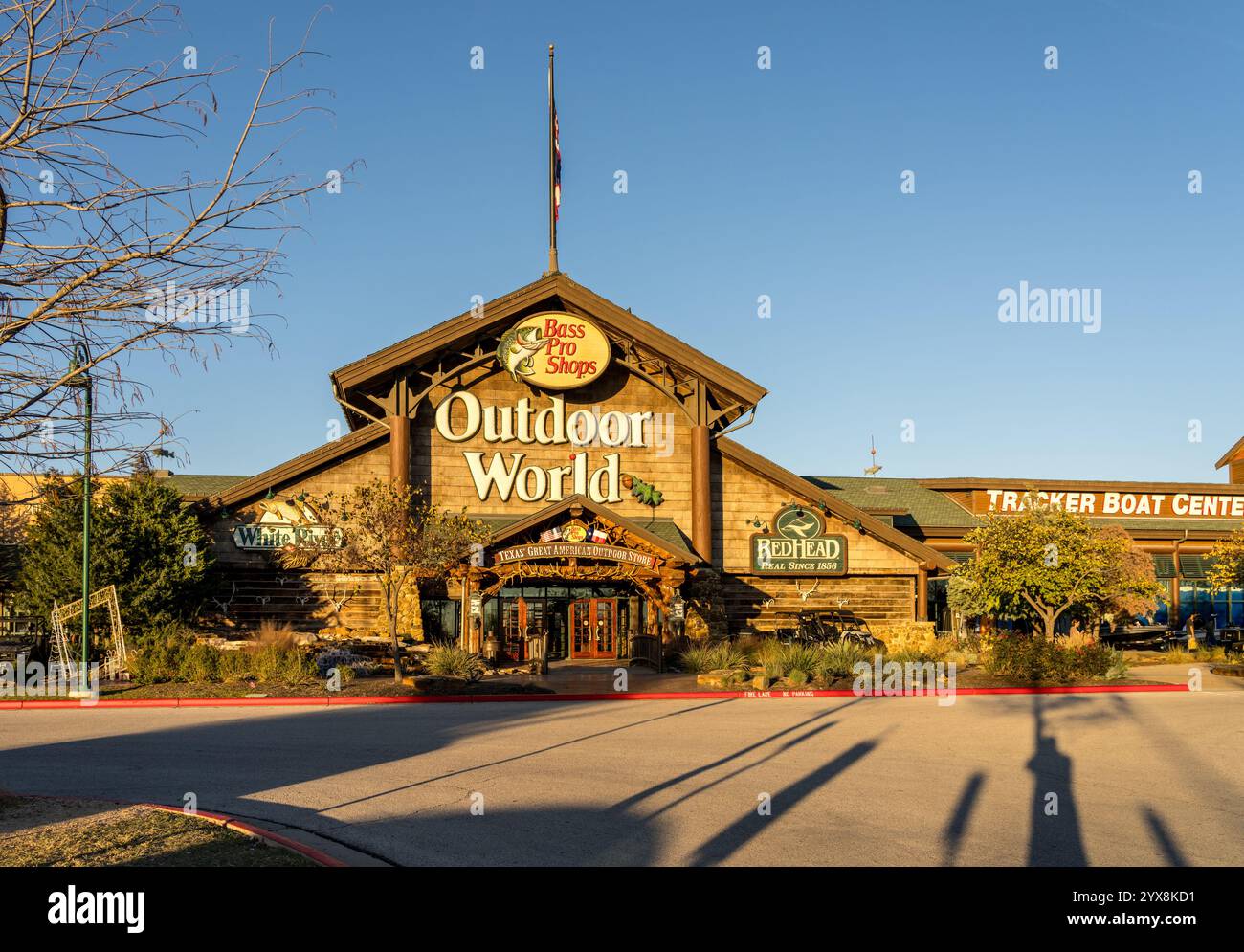 Tracker boat center hi-res stock photography and images - Alamy