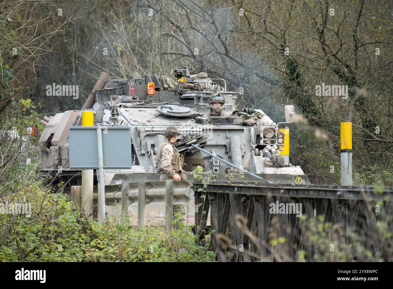 Russian repair and recovery vehicle hi-res stock photography and images ...