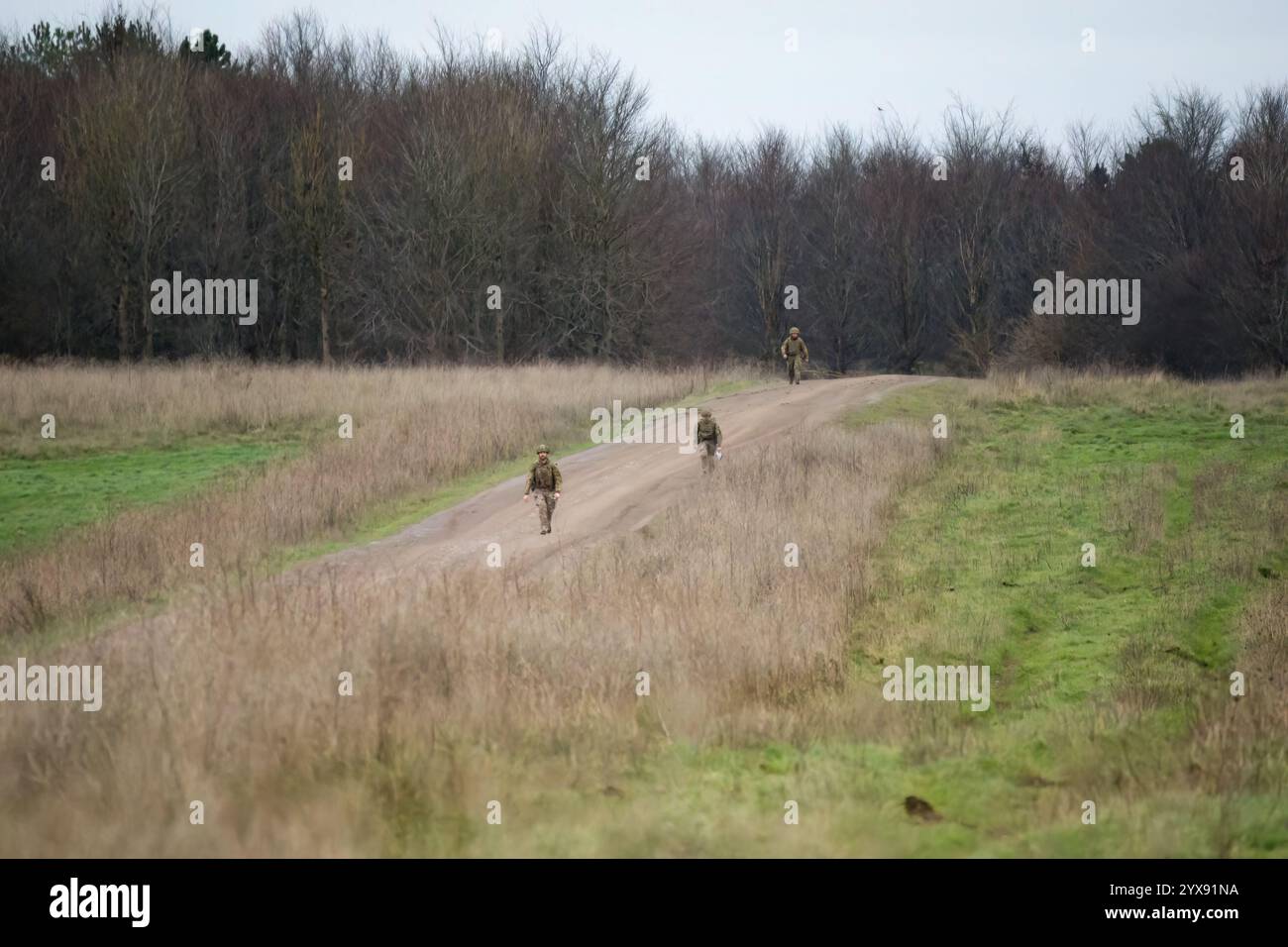 Soldiers rifle exercise hi-res stock photography and images - Alamy