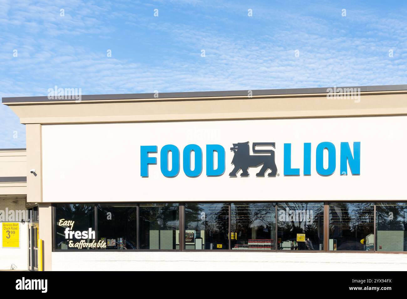 A Food Lion grocery store at 3609 Philadelphia Pike, Claymont, DE, USA ...