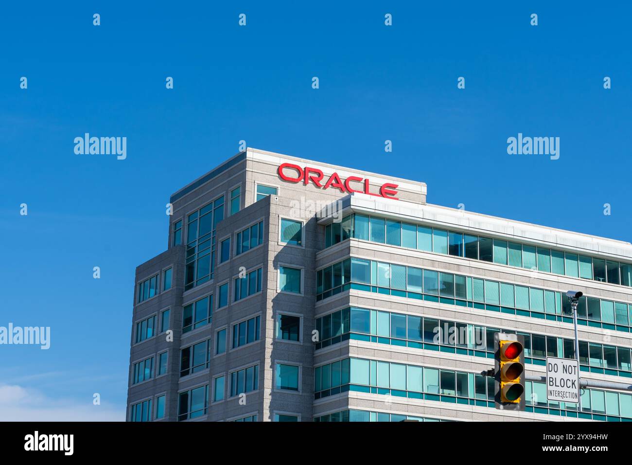 Oracle hospitality hi-res stock photography and images - Alamy