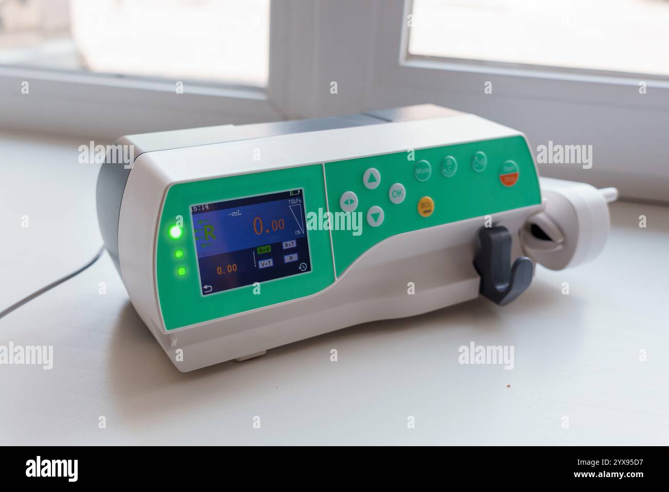Advanced Medical Infusion Pump with Digital Display and Control ...