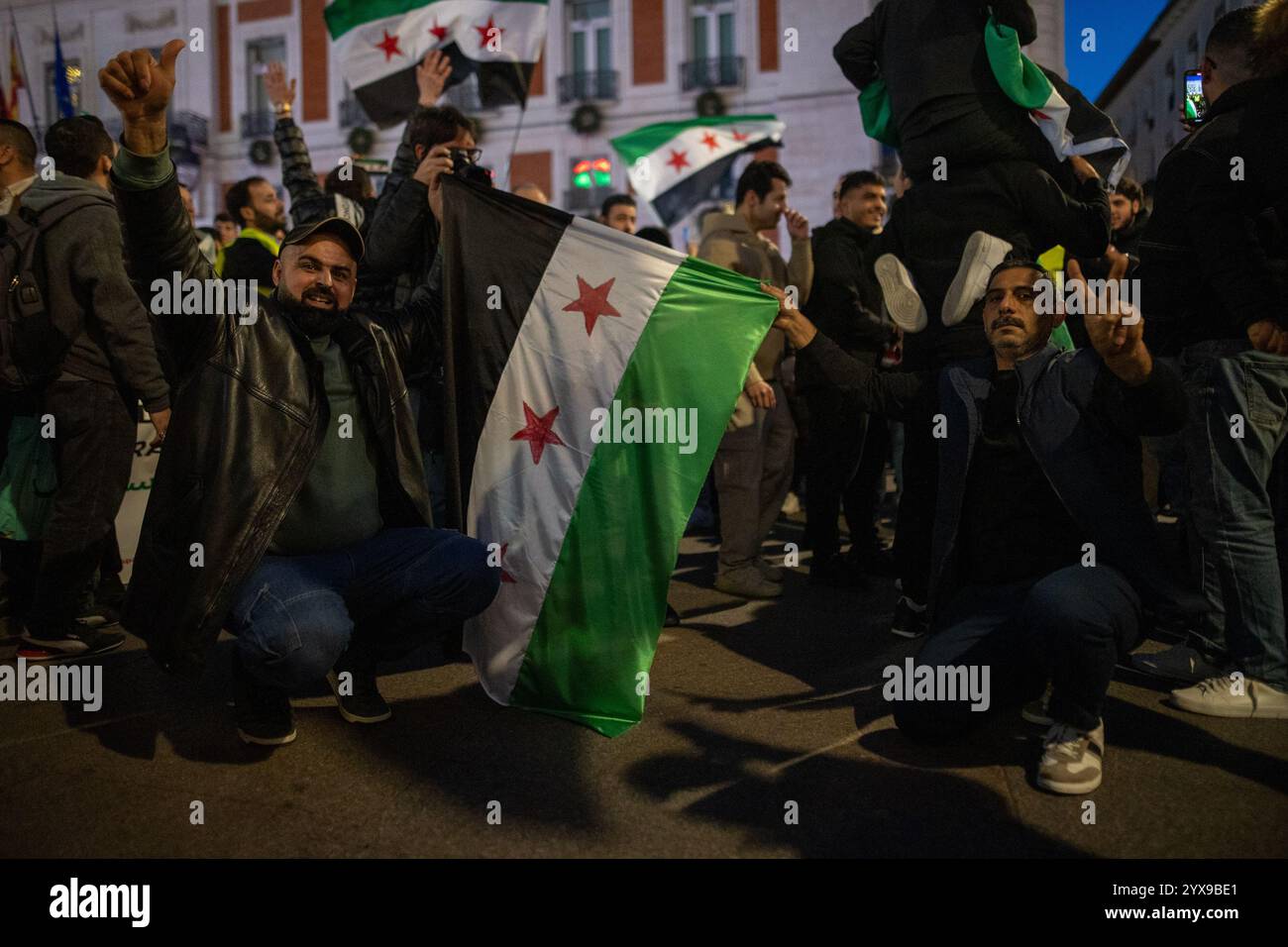 Syrian residents in Madrid have gathered this afternoon in Puerta del ...