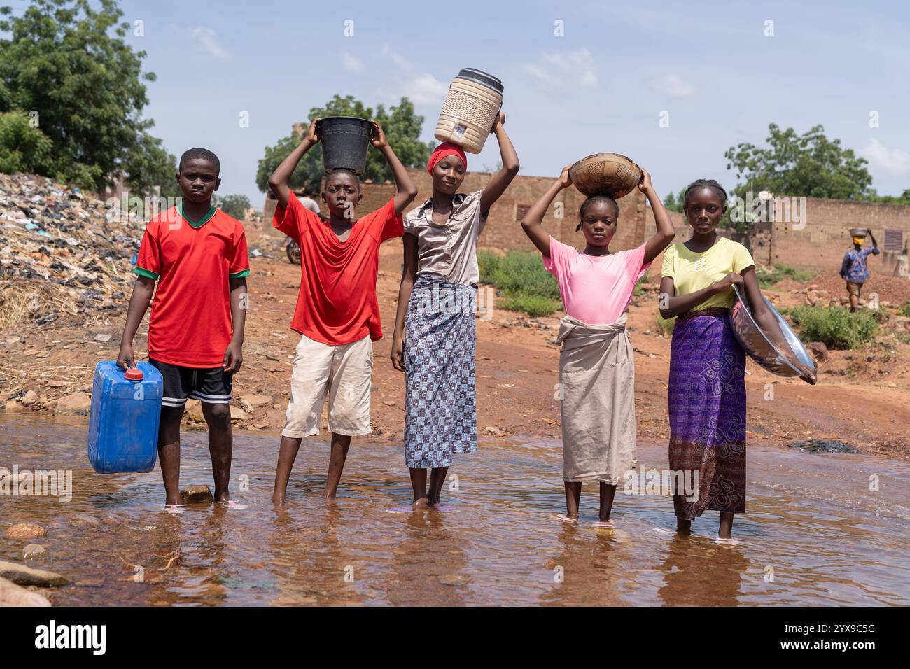 Bucket rain water outdoors hi-res stock photography and images - Alamy