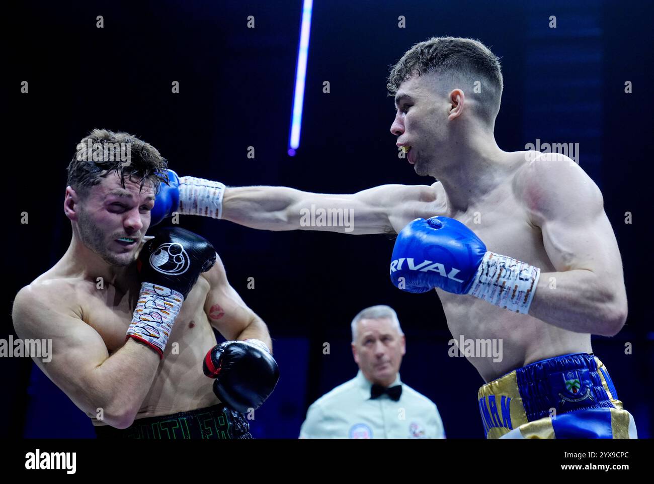Stephan McKenna (right) in action against Lee Cutler during the WBC ...