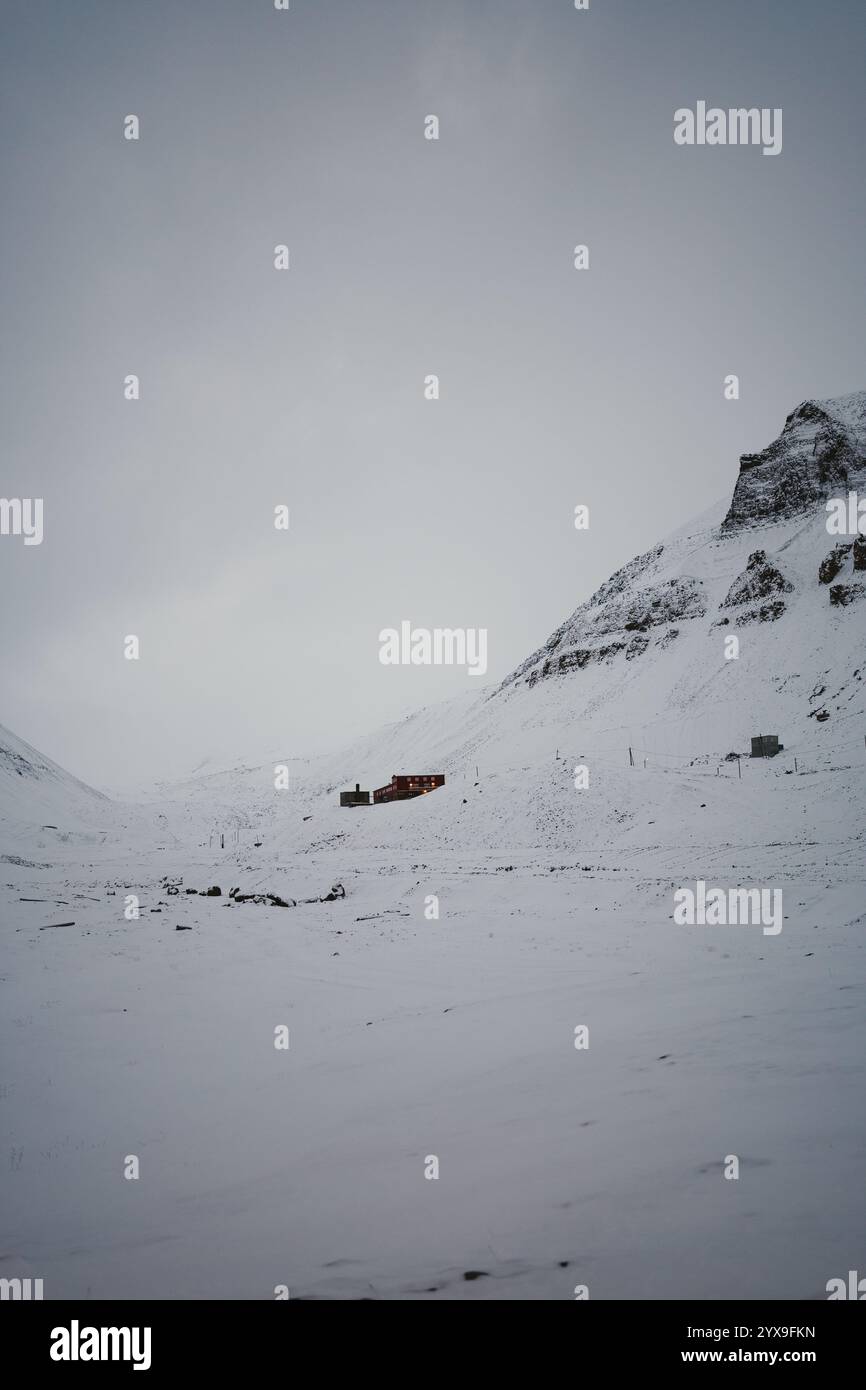 Snowy valley next to Nybyen in Longyearbyen, Svalbard in the arctic ...