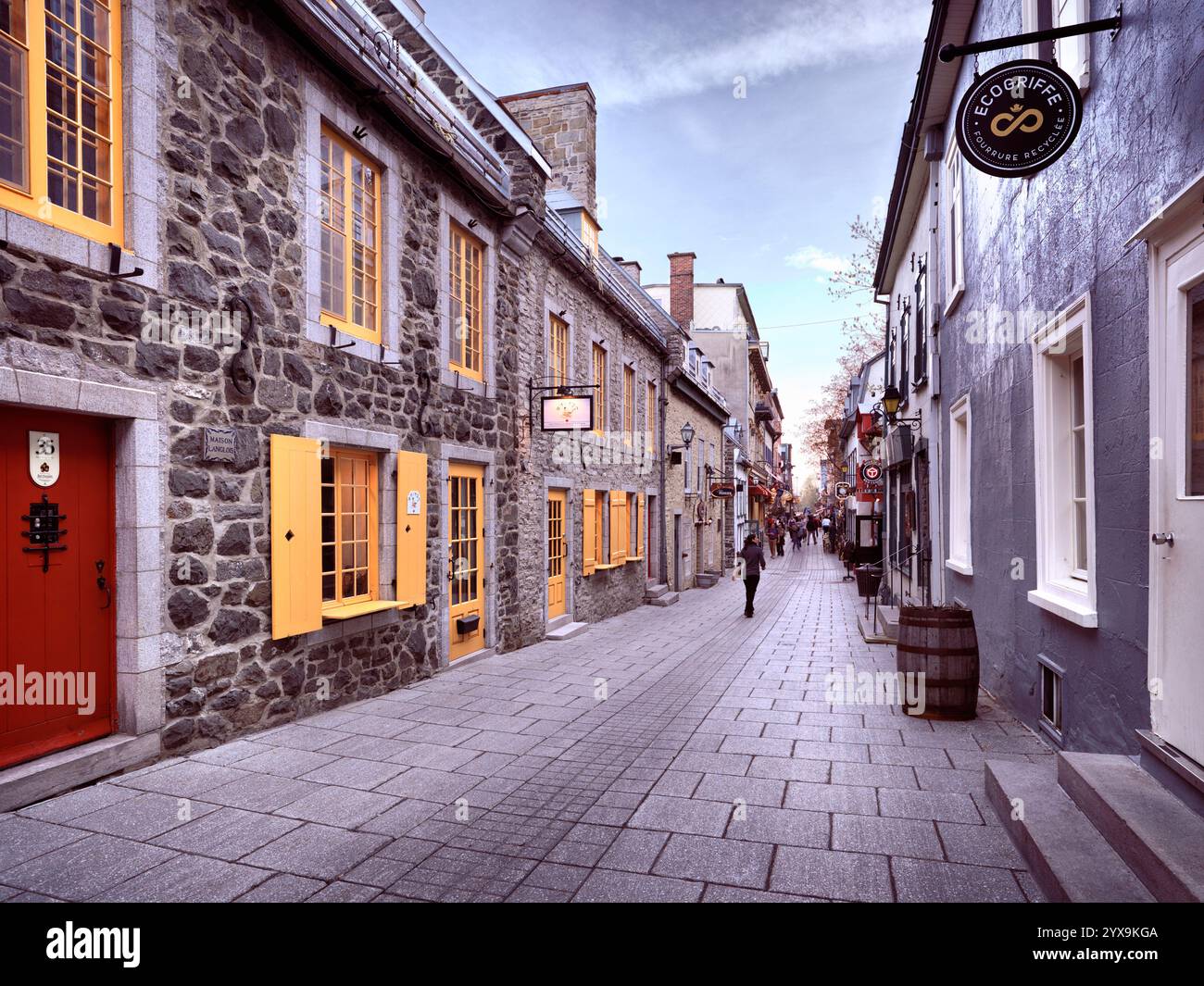 Ecogriffe, Amimoc and other stores and restaurants on Rue du Petit ...