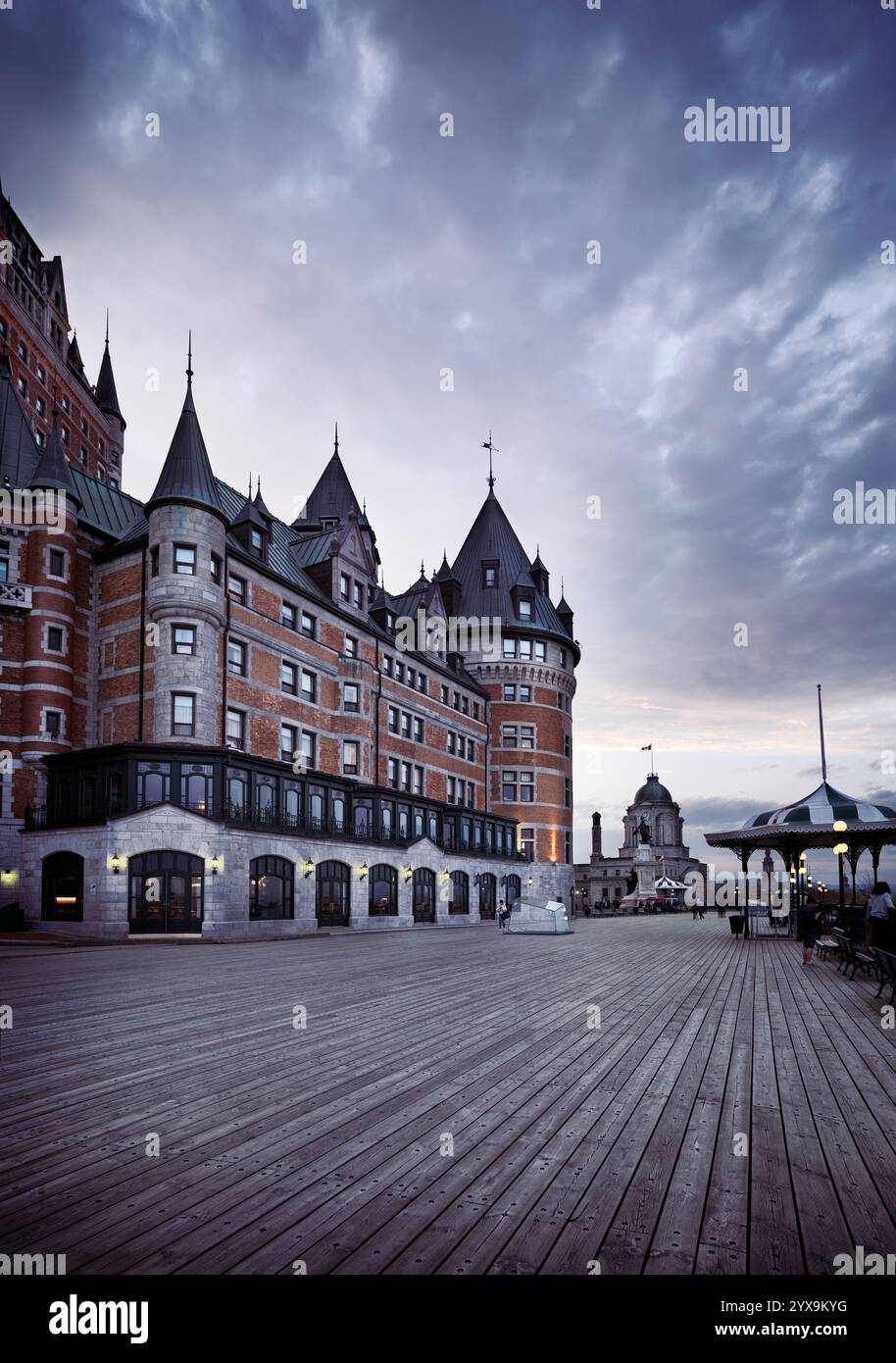 Boardwalk of Dufferin terrace by the Fairmont Le Château Frontenac ...