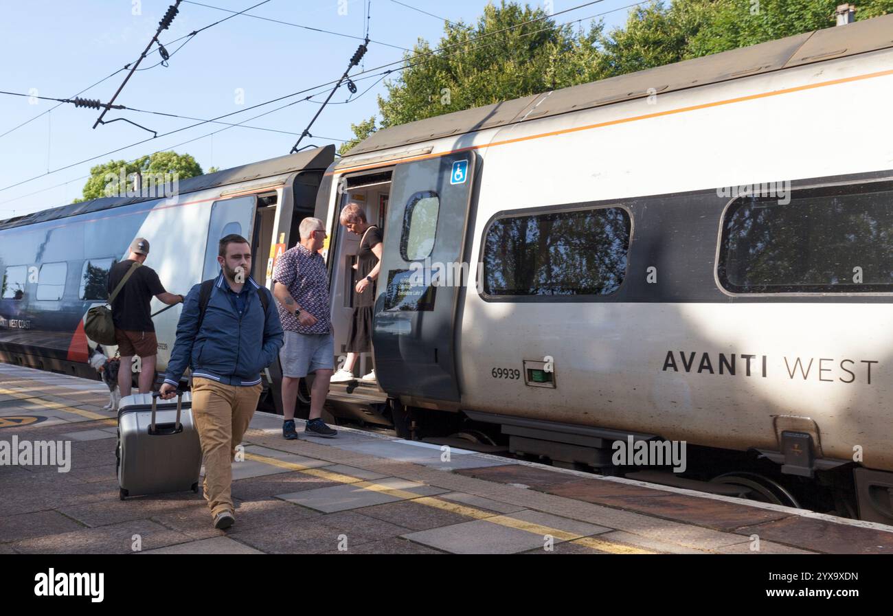 Passengers leaving an Avanti West Coast Pendolino train at Lancaster ...
