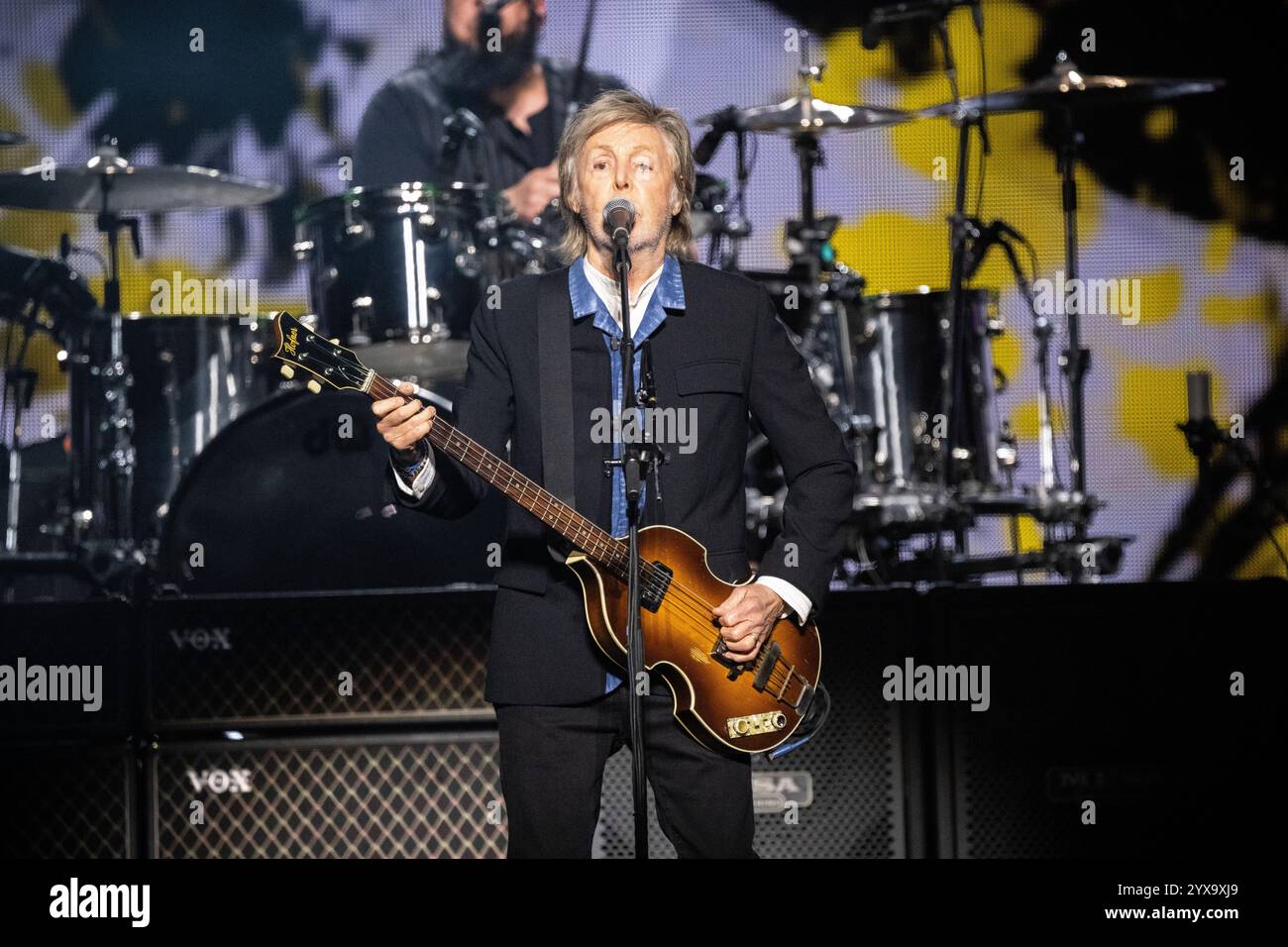 Sir paul mccartney 2025 hi-res stock photography and images - Alamy